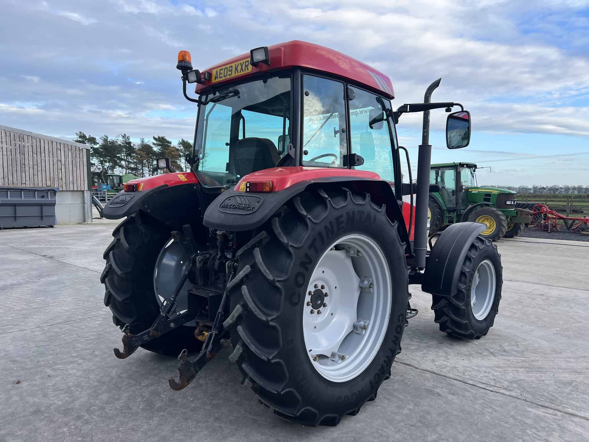 McCORMICK CX 110 XTRASHIFT **ONLY 2576 HOURS** **VIDEO INSIDE** - GM ...