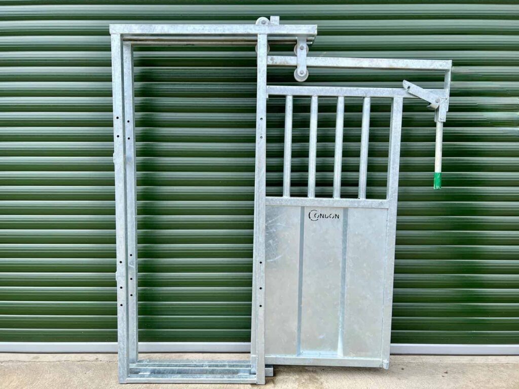 CONDON ENGINEERING SLIDING BACK GATE - GM Stephenson Ltd