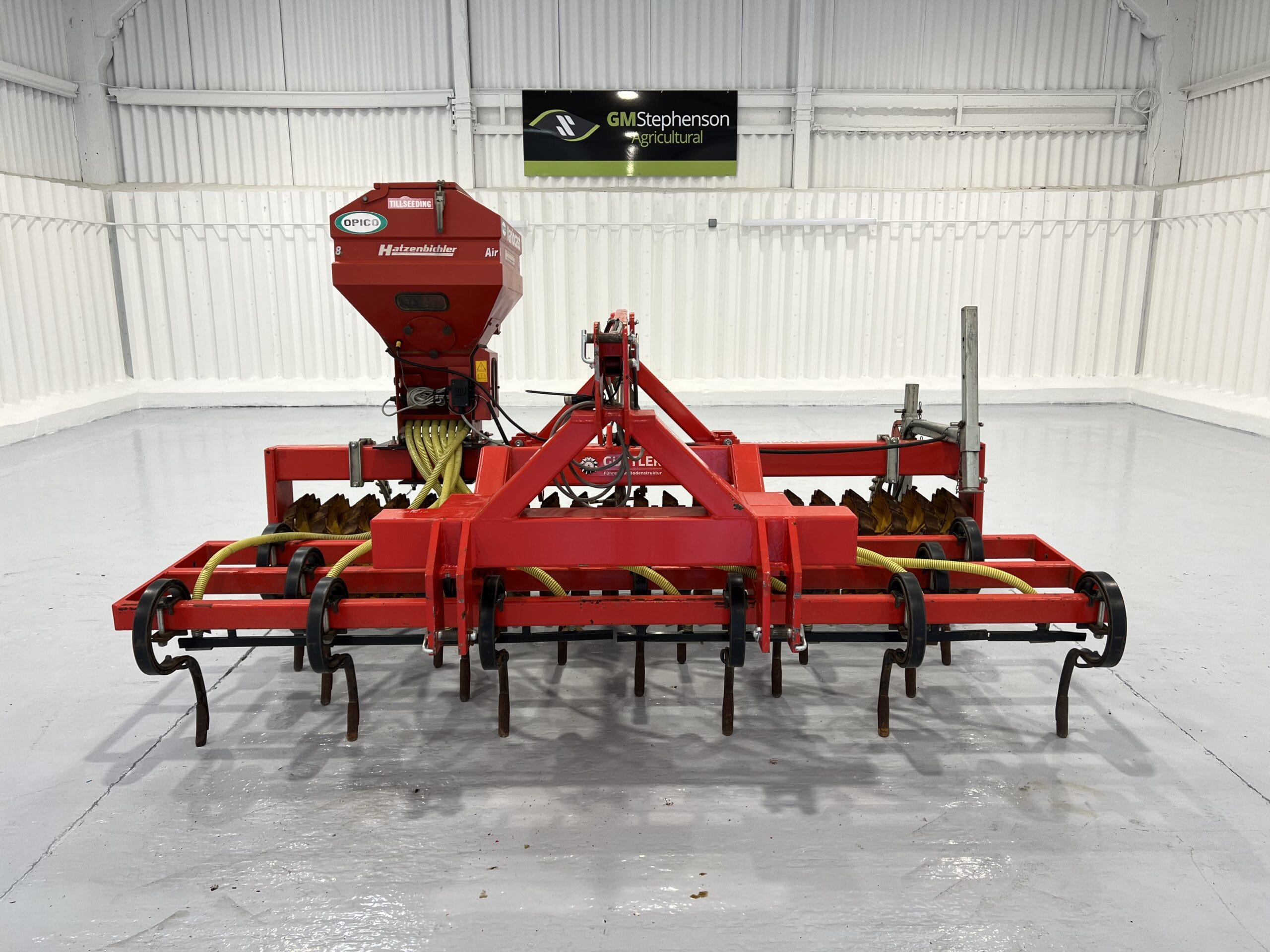 GUTTLER AVANT 3 METRE CULTIVATOR WITH OPICO SEEDER - GM Stephenson Ltd