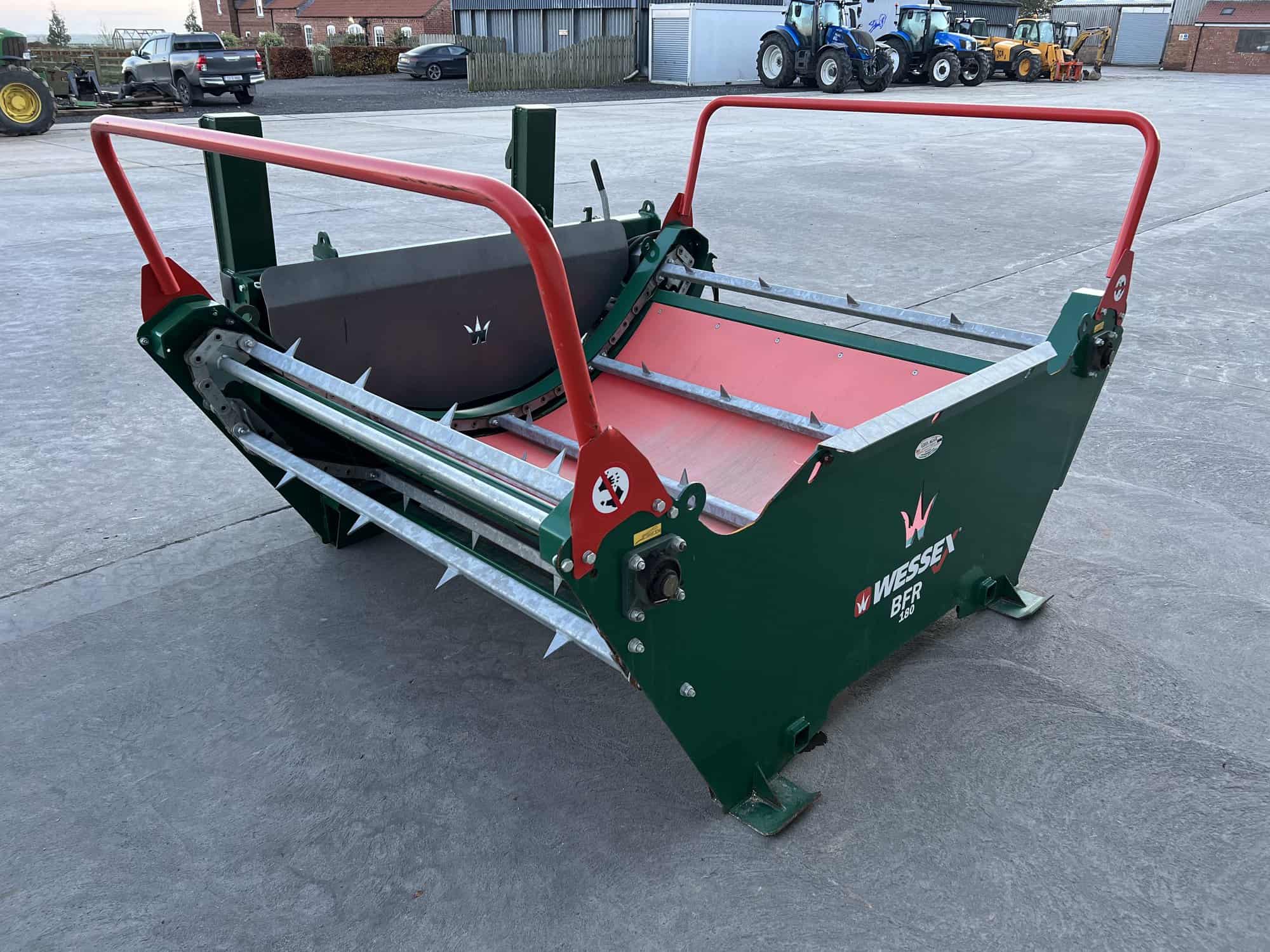 WESSEX BALE UNROLLER - GM Stephenson Ltd