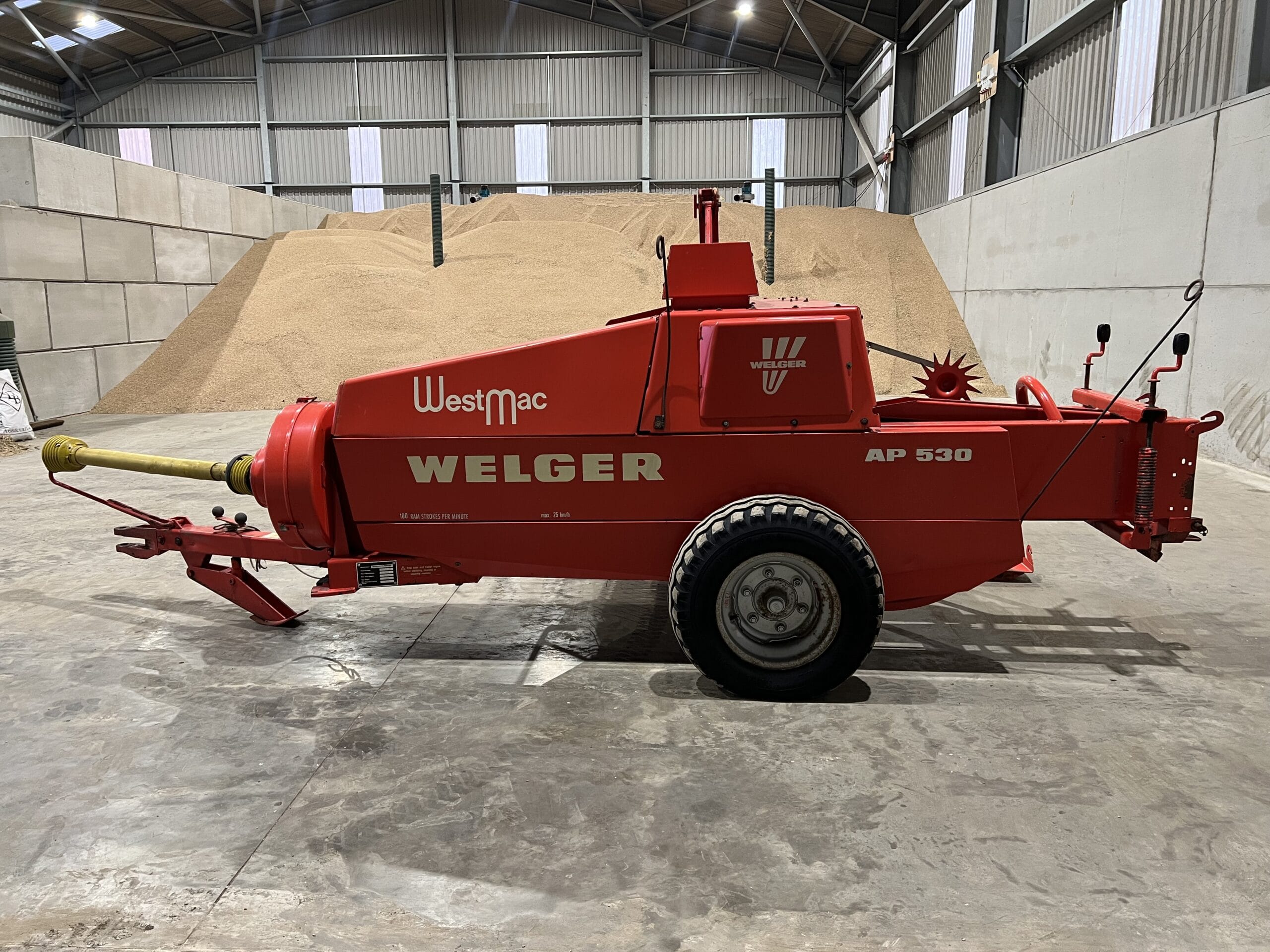 WELGER AP530 CONVENTIONAL BALER - GM Stephenson Ltd