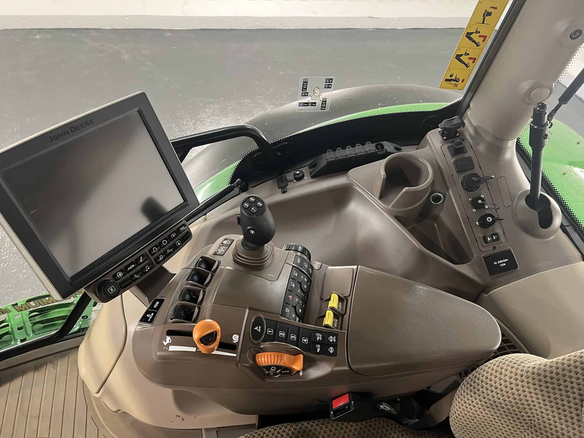 JOHN DEERE 6155R PREMIUM EDITION **VIDEO INSIDE** - GM Stephenson Ltd