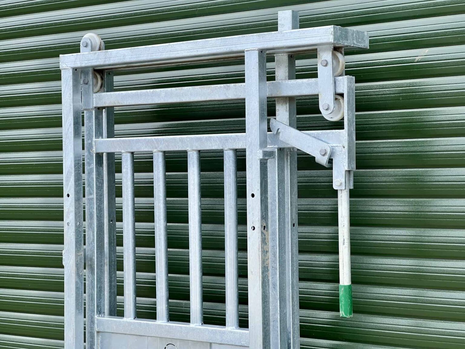 CONDON ENGINEERING SLIDING BACK GATE - GM Stephenson Ltd