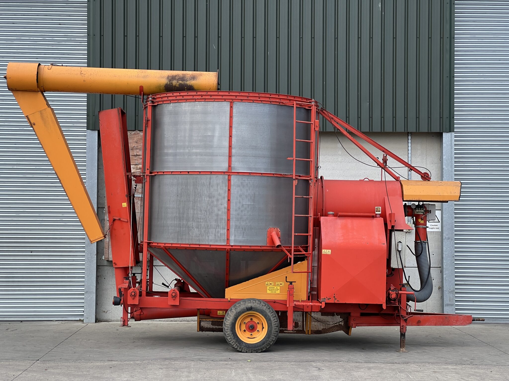 MASTER SUPER 120 12T MOBILE GRAIN DRIER - GM Stephenson Ltd