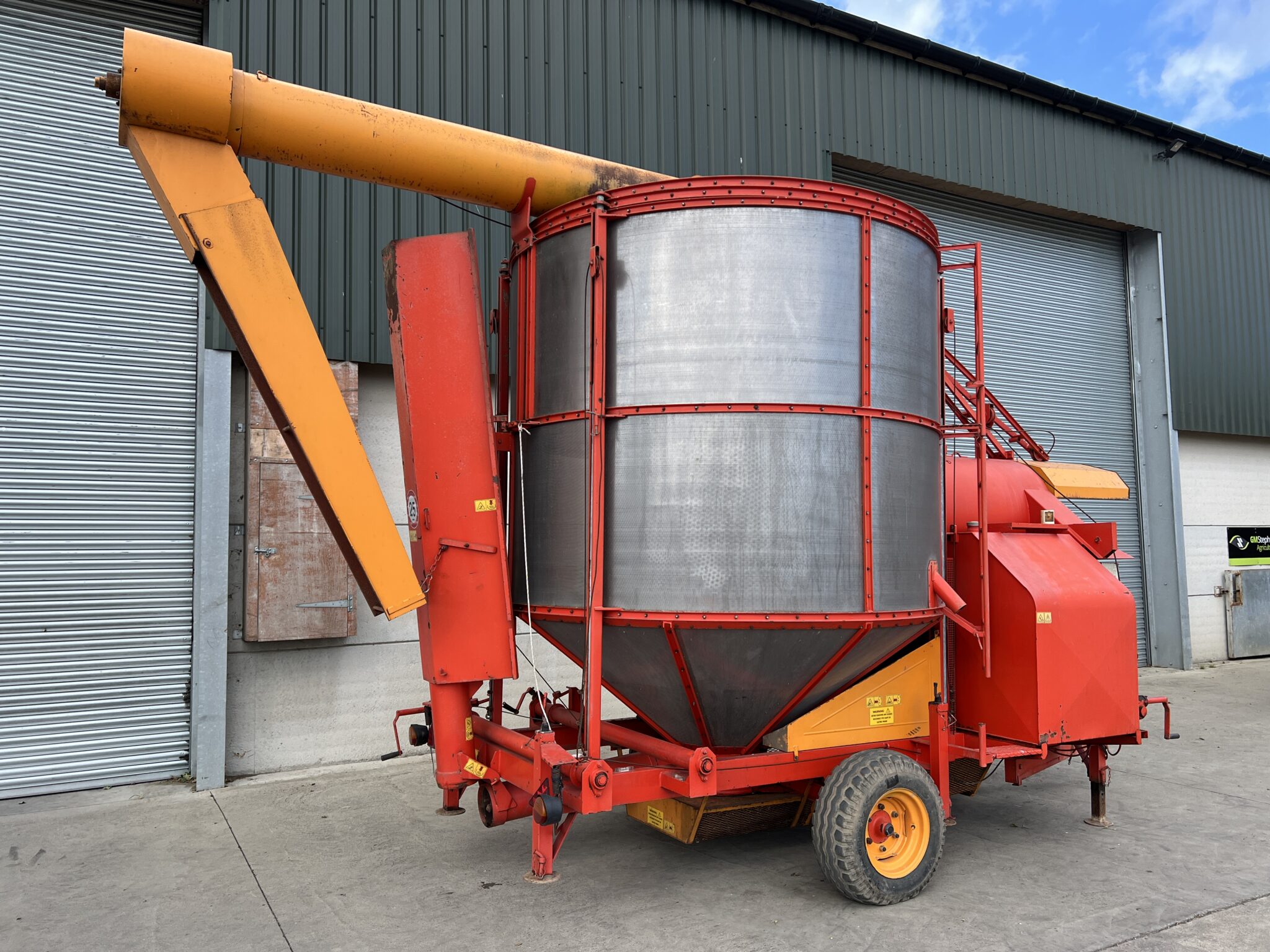 MASTER SUPER 120 12T MOBILE GRAIN DRIER - GM Stephenson Ltd