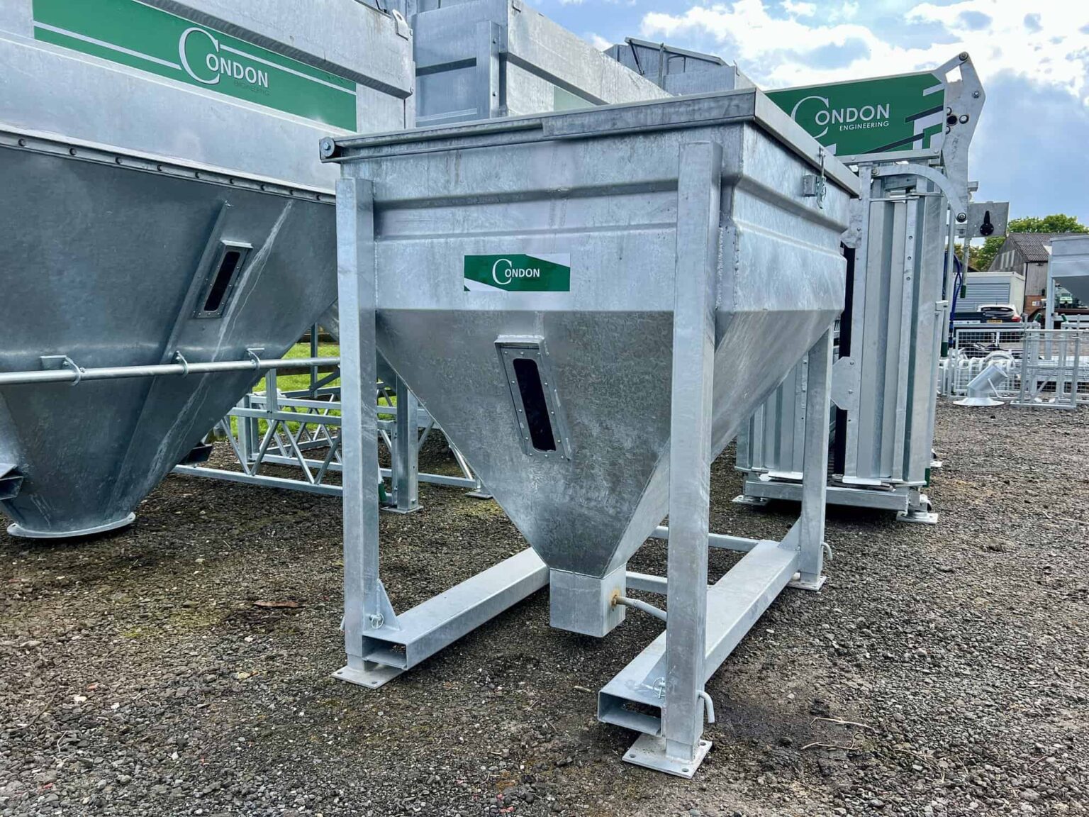 CONDON ENGINEERING FEED BIN FROM 1 TONNE TO 12 TONNE - GM Stephenson Ltd