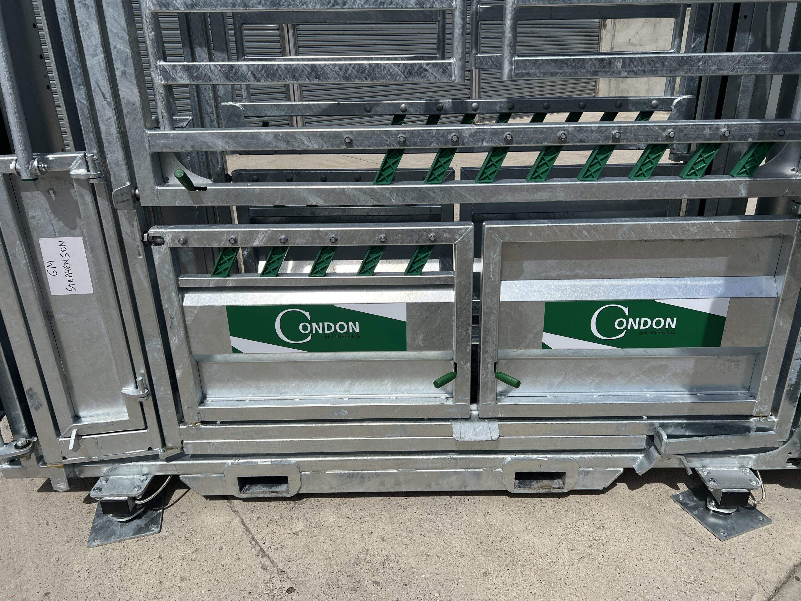 CONDON HYDRAULIC SQUEEZE CRUSH - GM Stephenson Ltd
