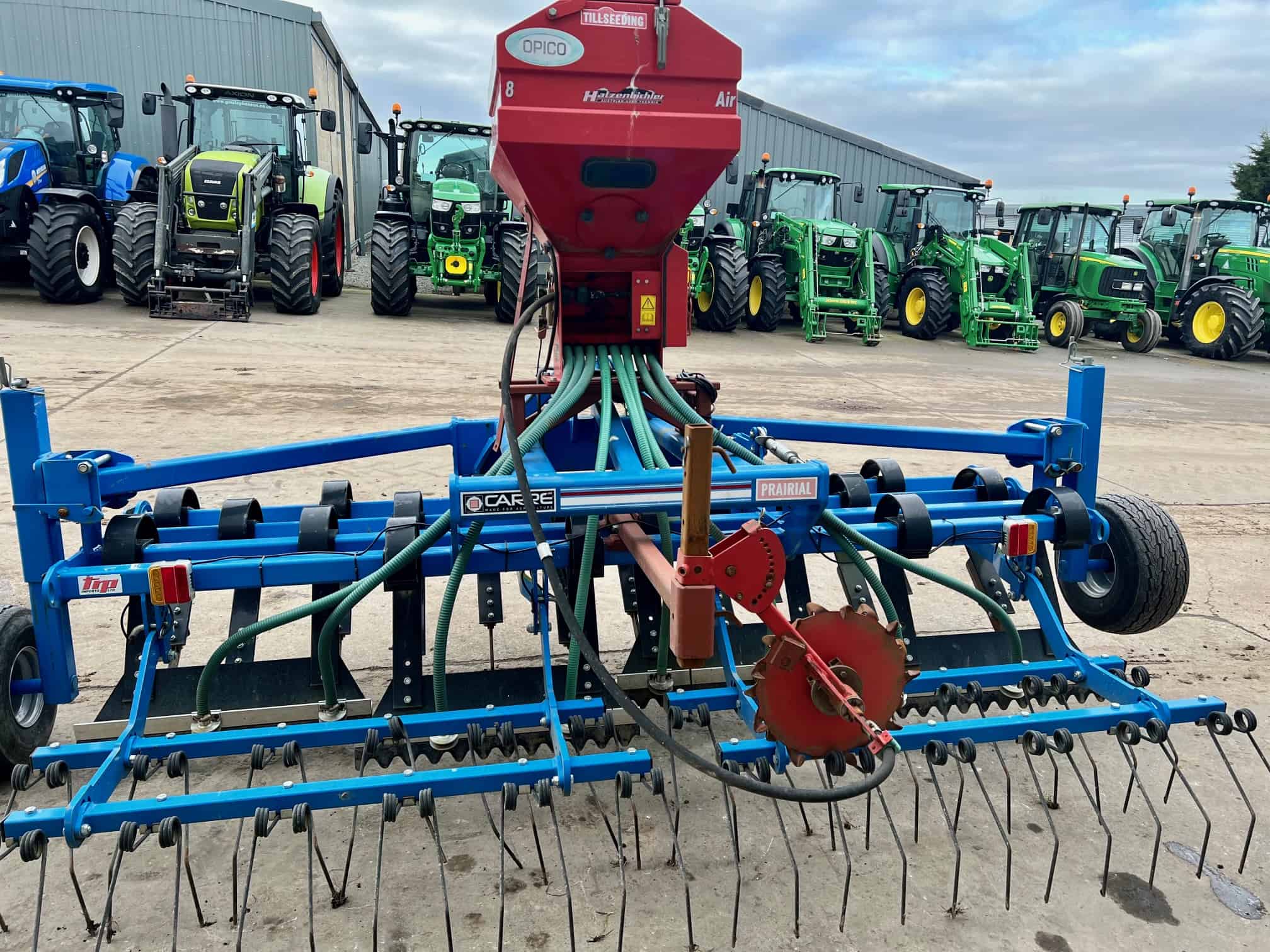 CARRE PRAIRIAL 3 METRE GRASS SLITTER HARROW C/W VARIO CAST AIR 8 SEEDER ...