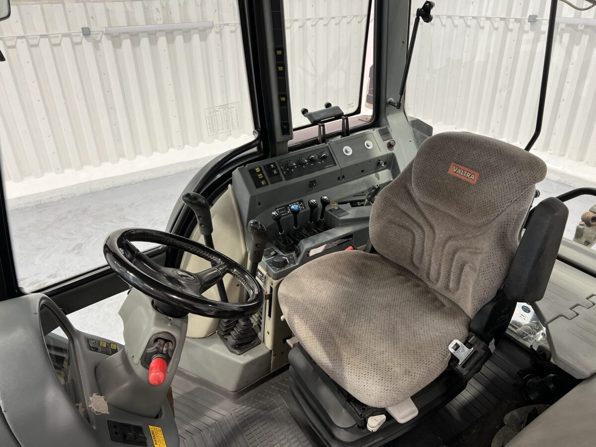 VALTRA 8150 - GM Stephenson Ltd