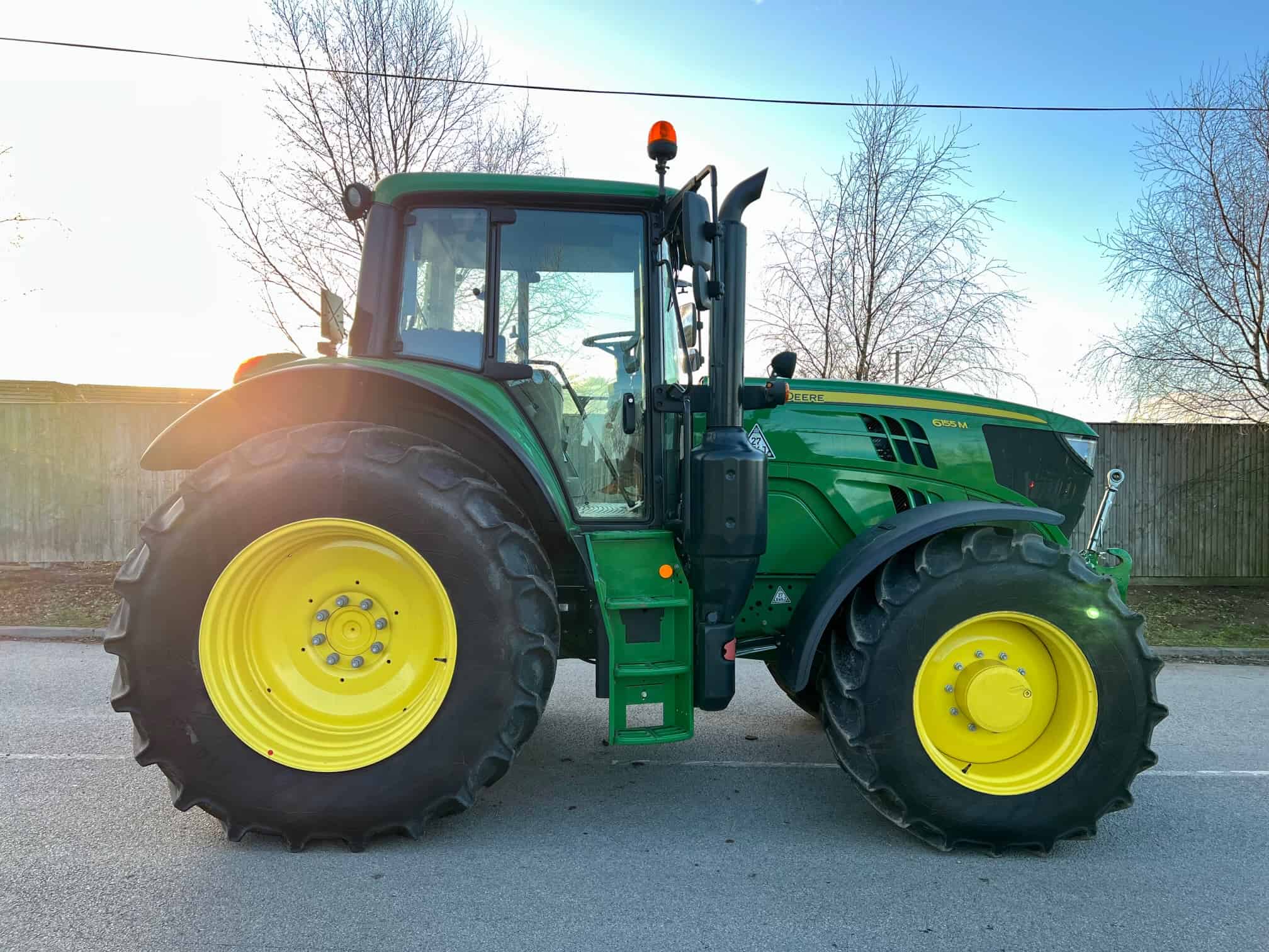 JOHN DEERE 6155M *FRONT LINKS* *VIDEO INSIDE* - GM Stephenson Ltd