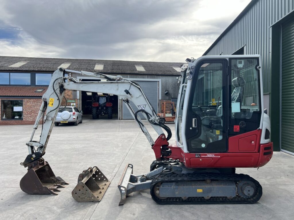 TAKEUCHI TB230 EXCAVATOR - GM Stephenson Ltd