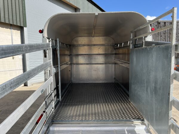 GRAHAM EDWARDS LIVESTOCK TRAILER - GM Stephenson Ltd