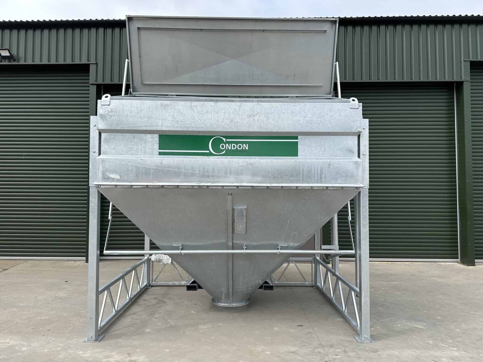 CONDON ENGINEERING FEED BIN FROM 1 TONNE TO 12 TONNE - GM Stephenson Ltd