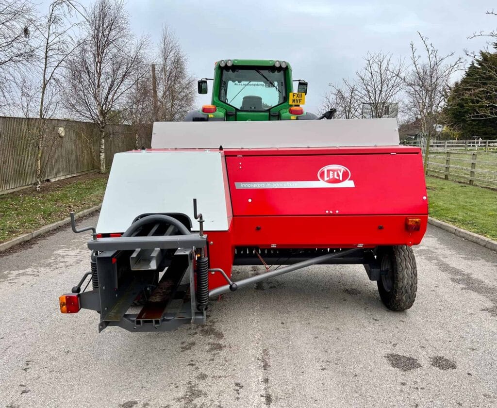 LELY WELGER AP630 CONVENTIONAL SQUARE BALER - GM Stephenson Ltd