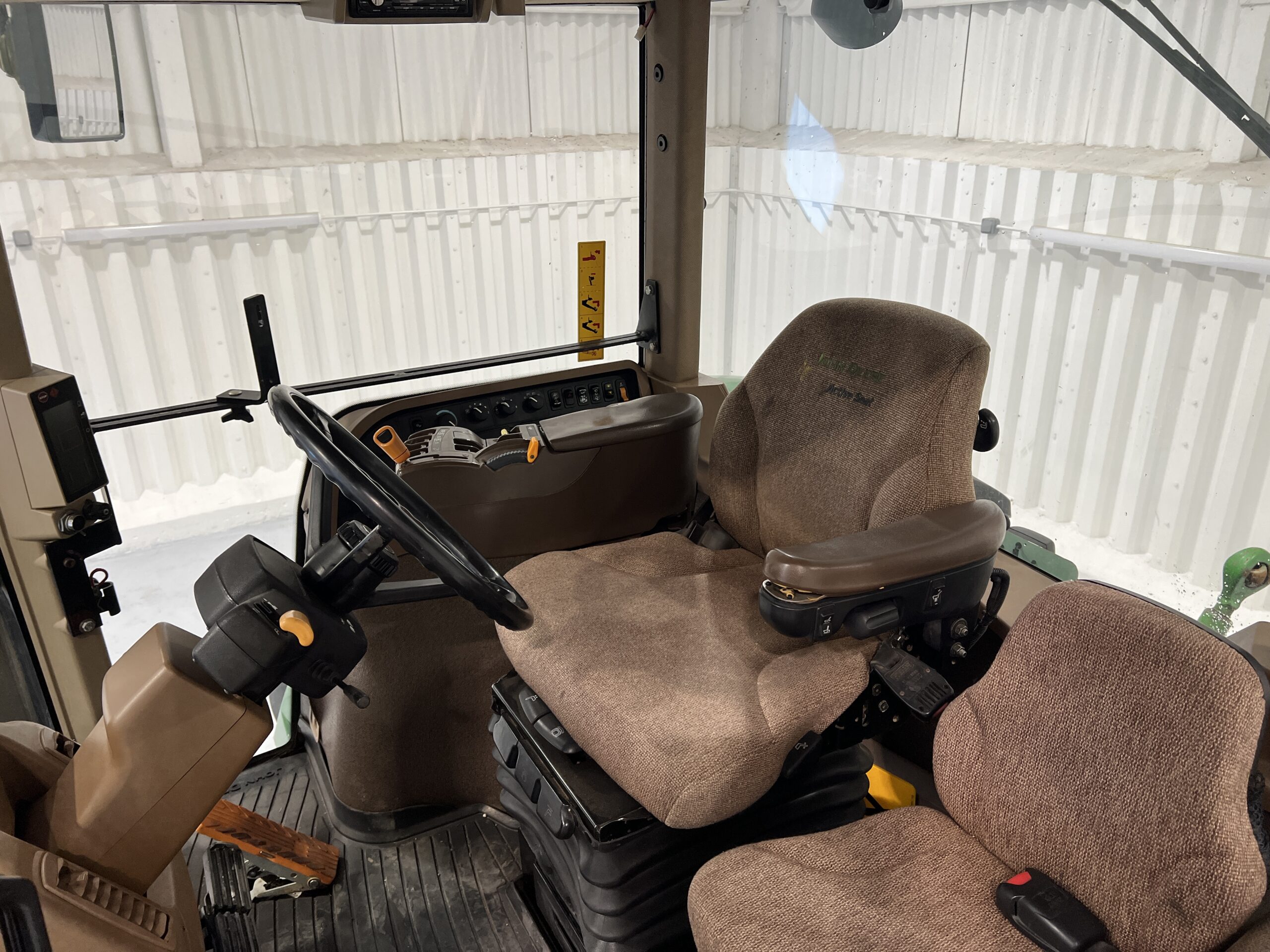 JOHN DEERE 8530 *AUTOPOWER* - GM Stephenson Ltd