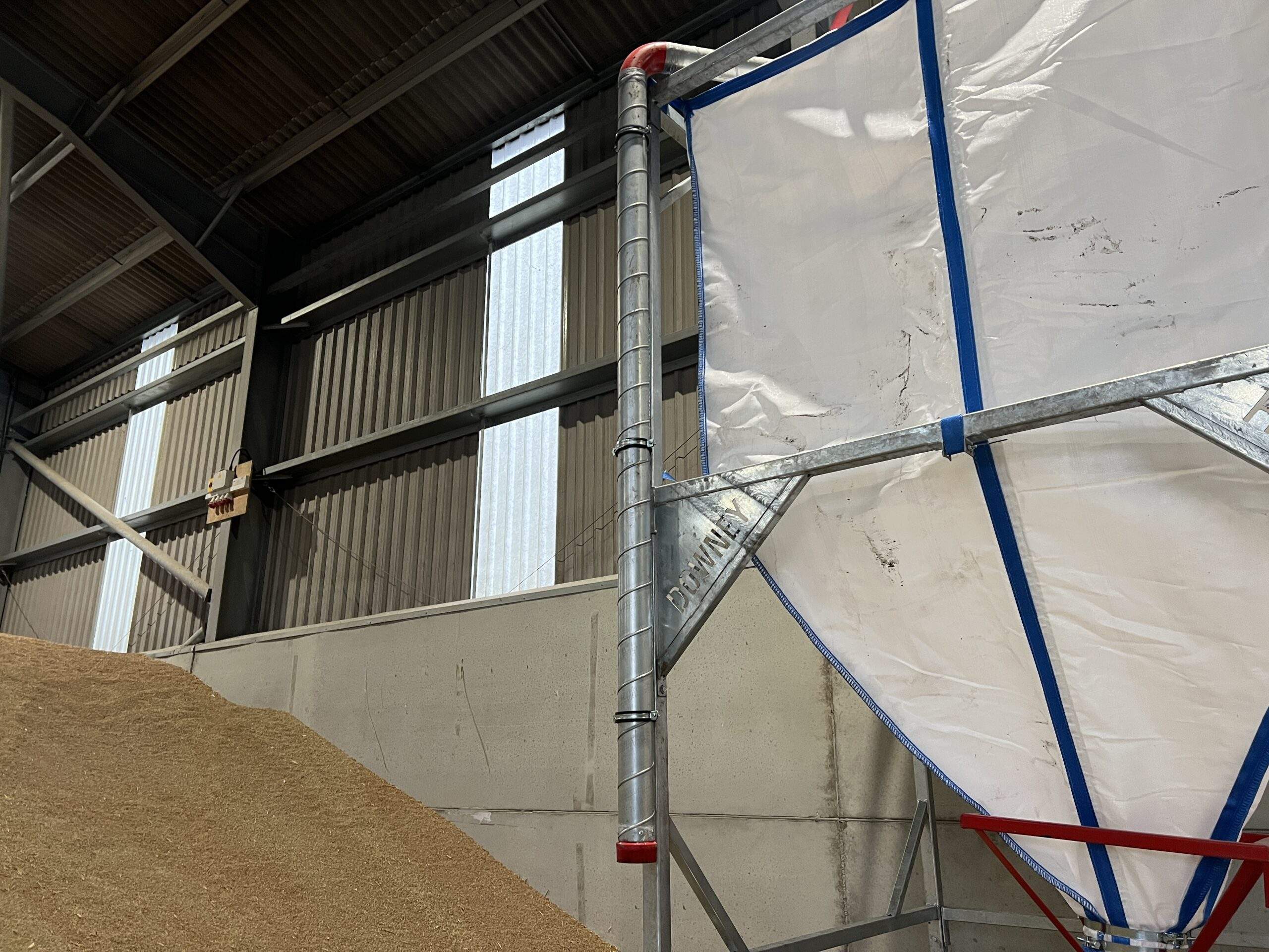 FLEXI BIN - GM Stephenson Ltd