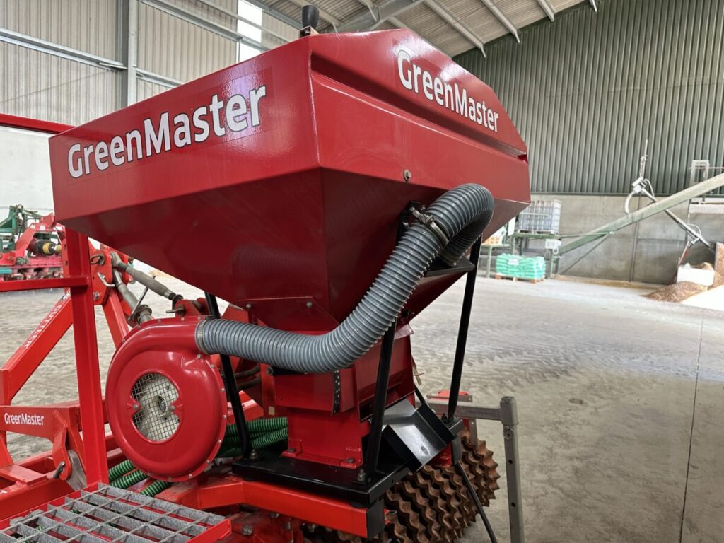 GUTTLER GREENMASTER 300 SEEDER - GM Stephenson Ltd
